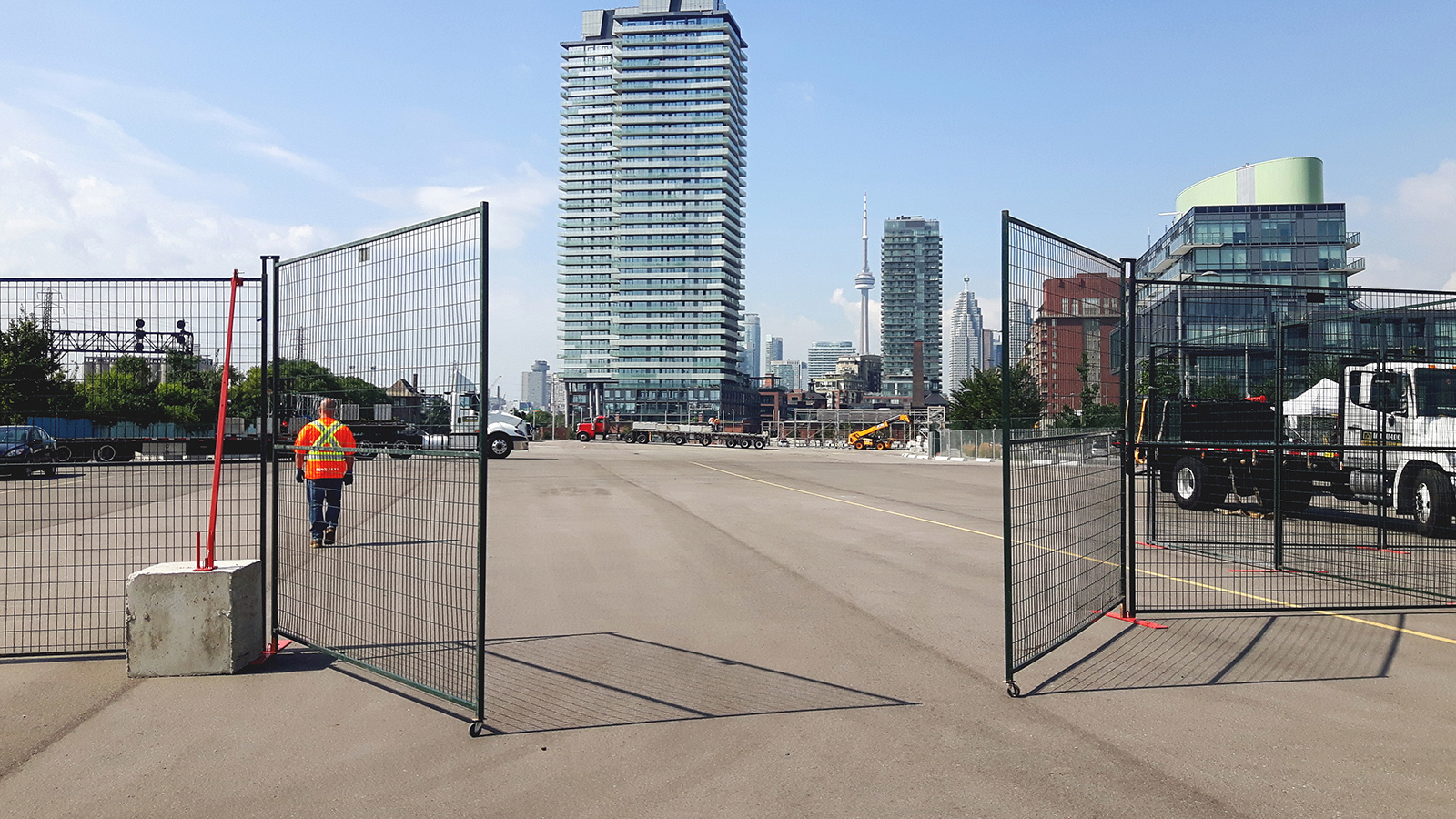 Unwavering Commitment to Customer Service | Modu-Loc Canada